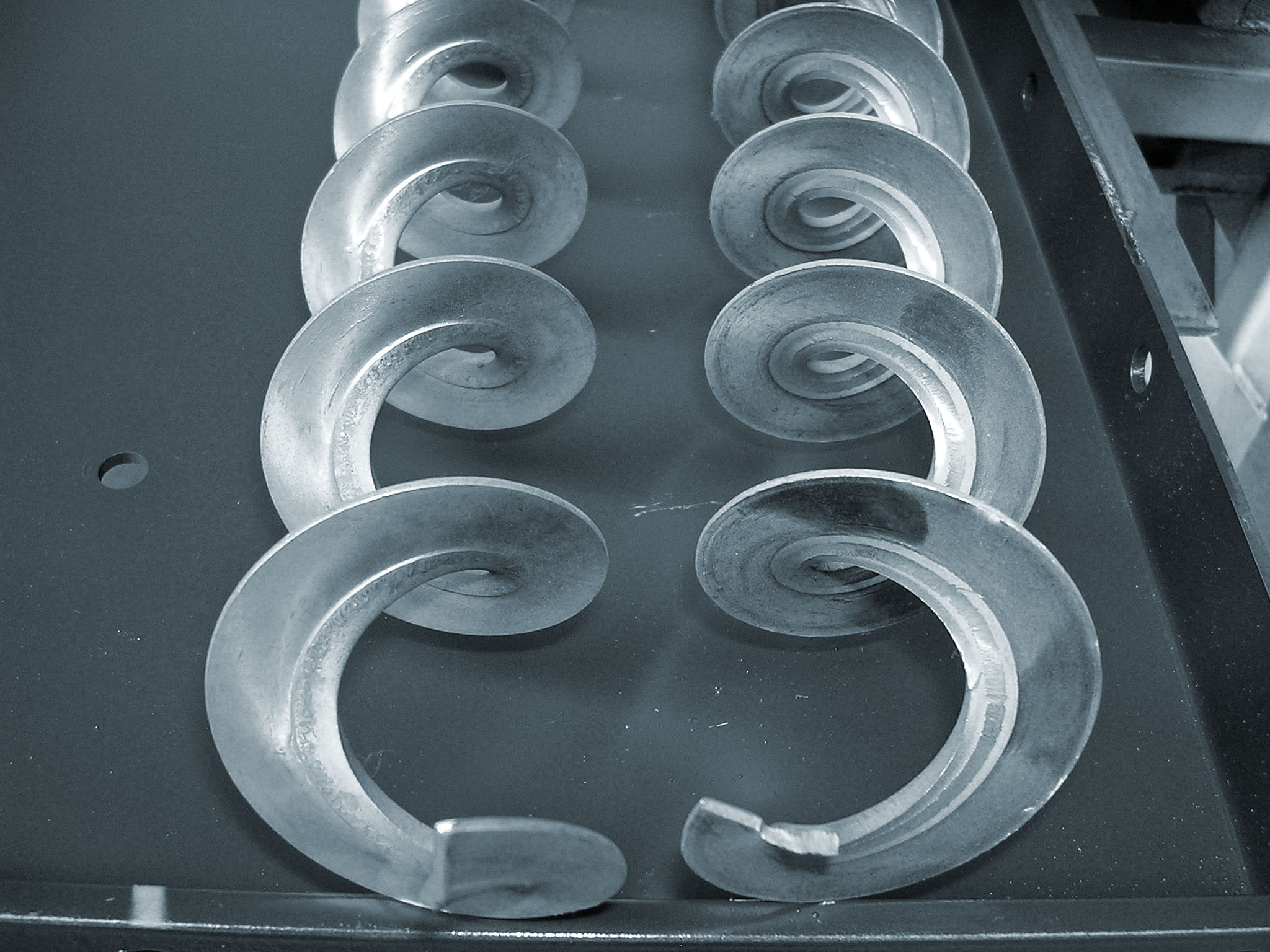 Continuous screw flights | Frantsen